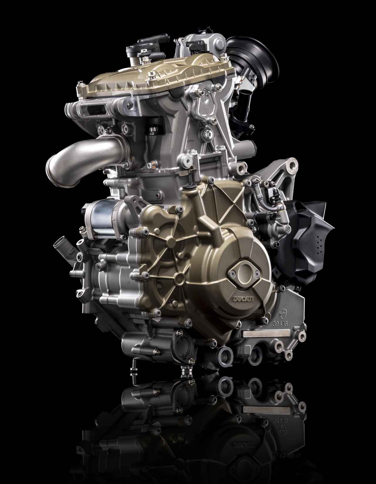 【徹底比較】Ducati Hypermotard 698 Monoは待望のバイクだったのか？ | カゲモト